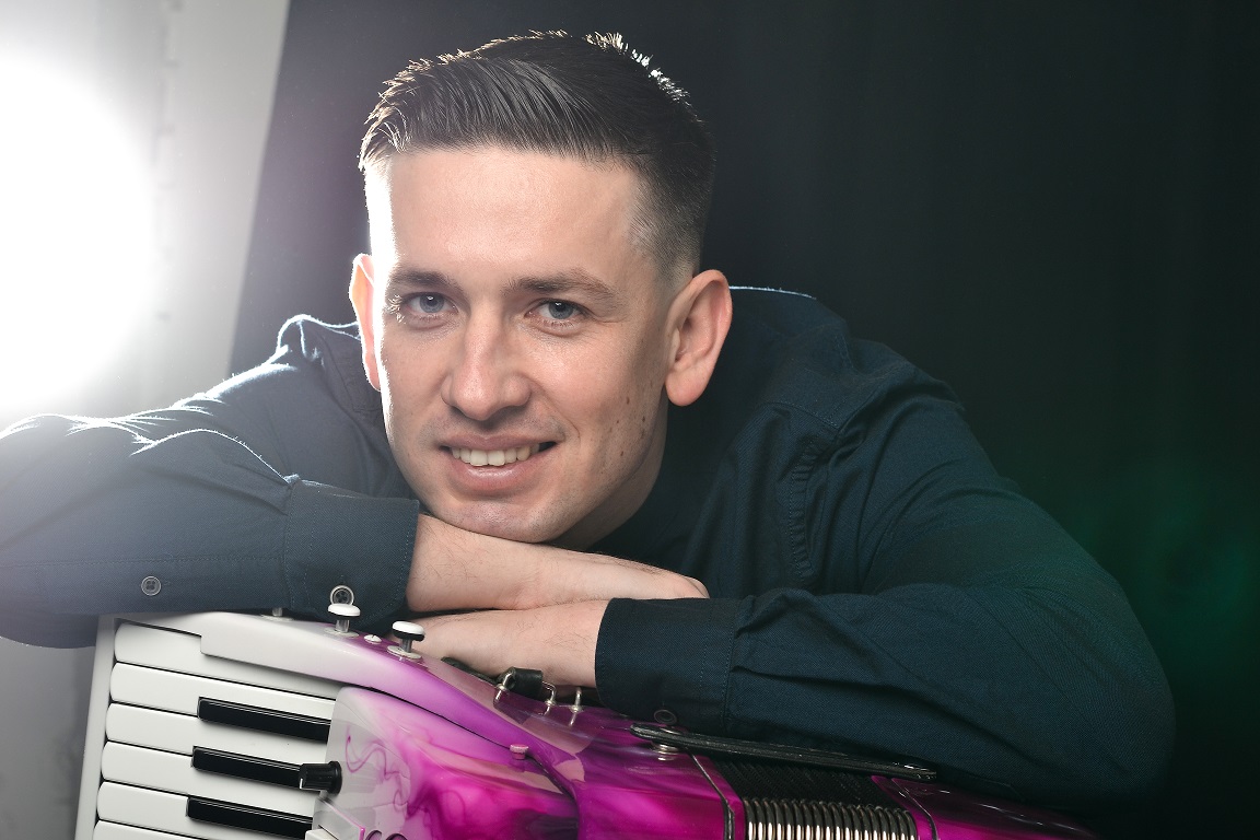 Επίσκεψη του κορυφαίου μουσικού Alexander Poeluev από την ...