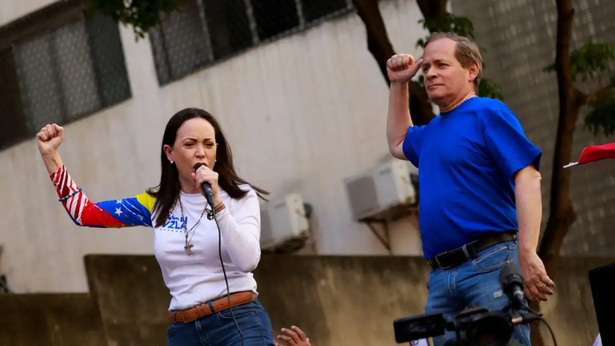 Τι κοινό έχουν ο Ντόναλντ Τραμπ και η νικήτρια του Νόμπελ Ειρήνης Μαρία Κορίνα Ματσάδο ...